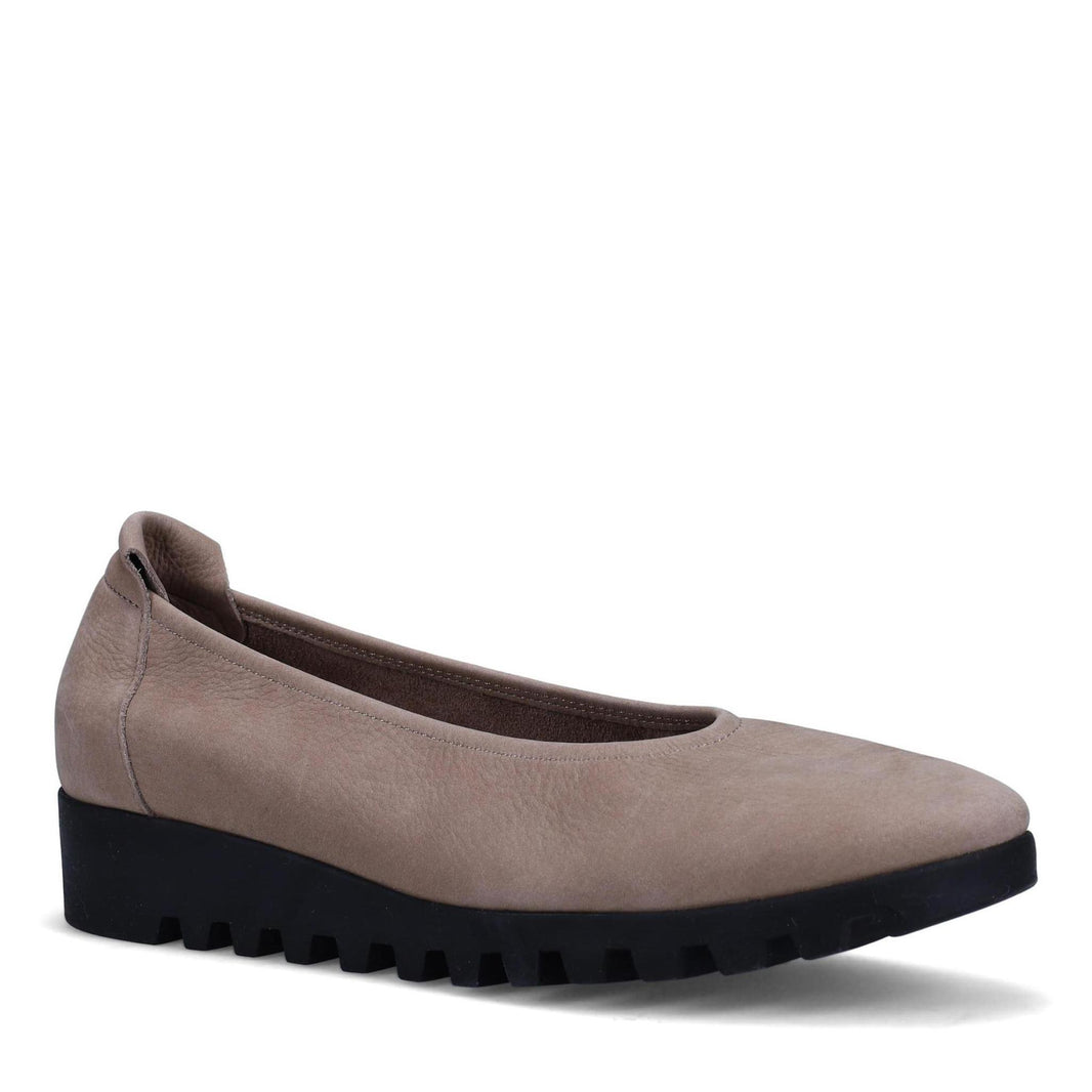 Brand Partner: Arche Collection – Ron White Shoes